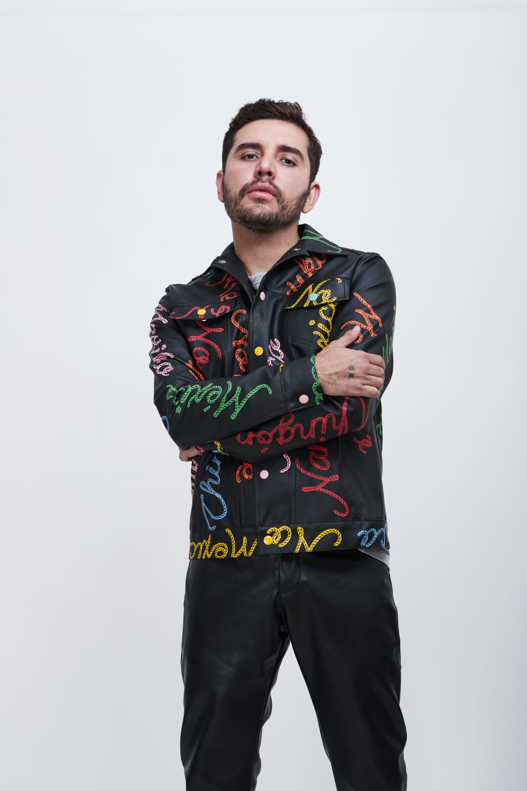 Fashion Spotlight: Jonathan Morales, diseñando cultura pop - EnVi Media