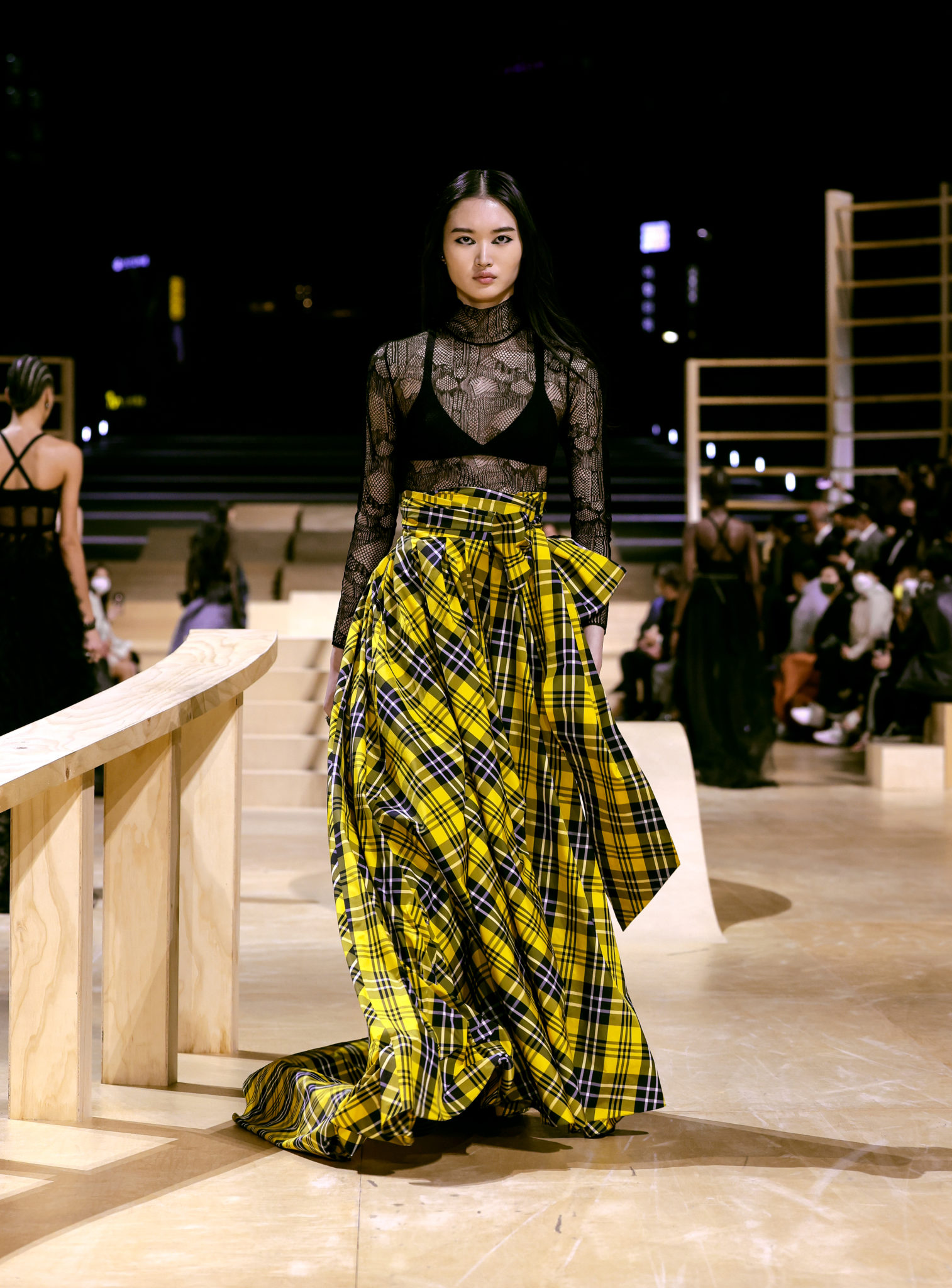 Dior Presents Fall 2022 Collection in Seoul - EnVi Media