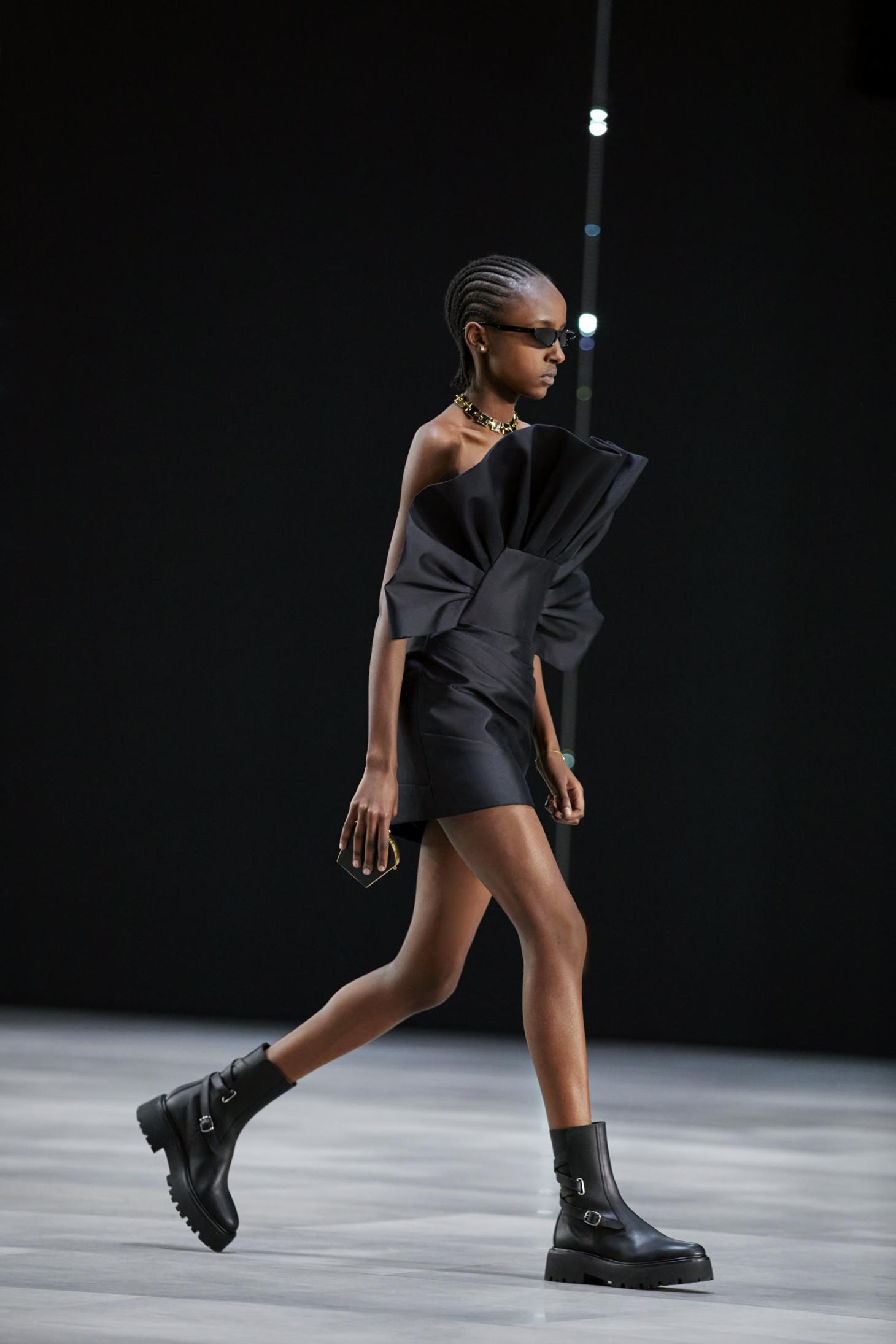 CELINE Unveils Winter 22 Collection With Lisa - EnVi Media