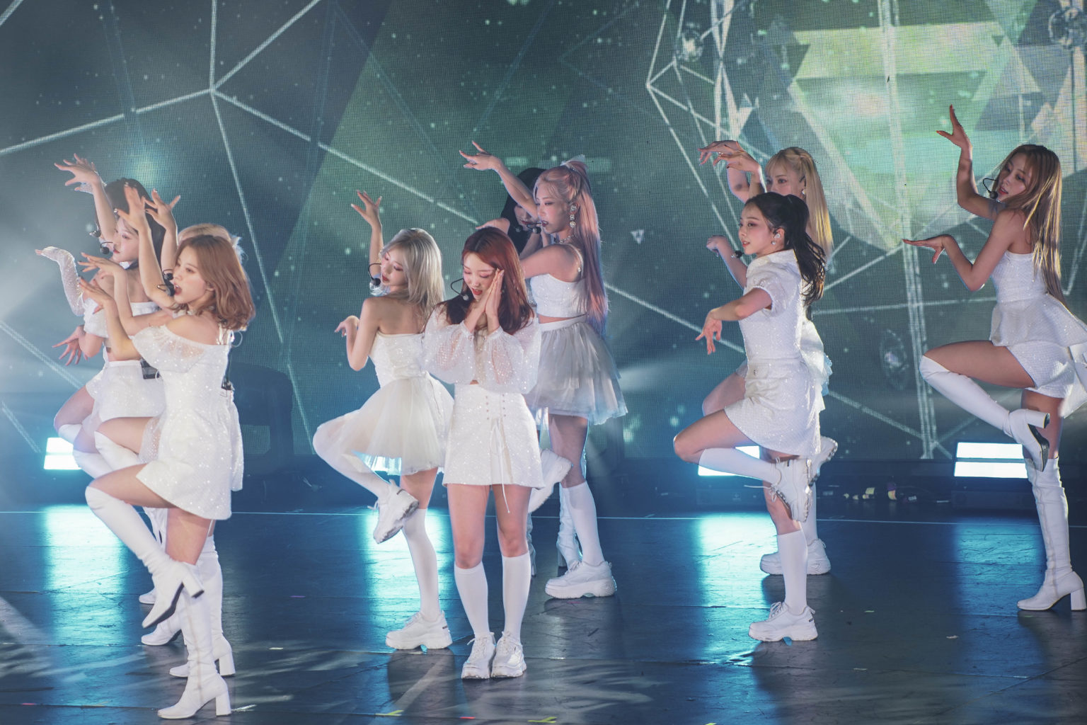 Concert Recap: LOONA Light Up NYC - EnVi Media