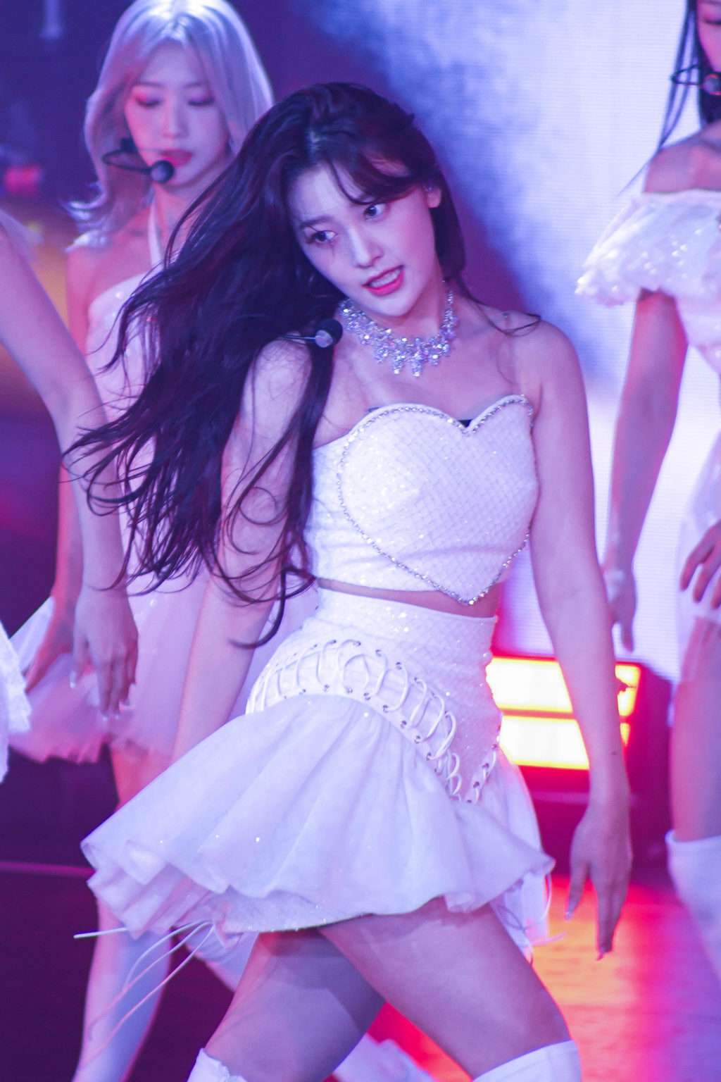 Concert Recap: LOONA Light Up NYC - EnVi Media