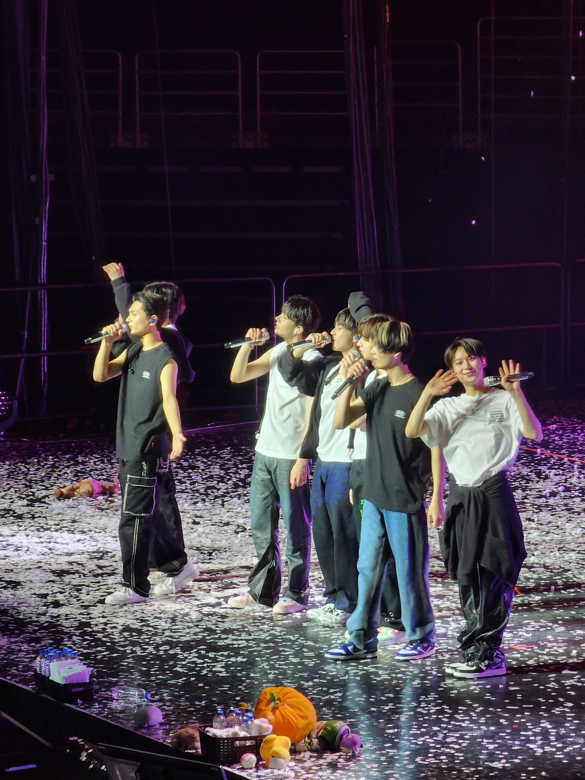 Level up Your Concert Experience With These Gadgets - EnVi Media