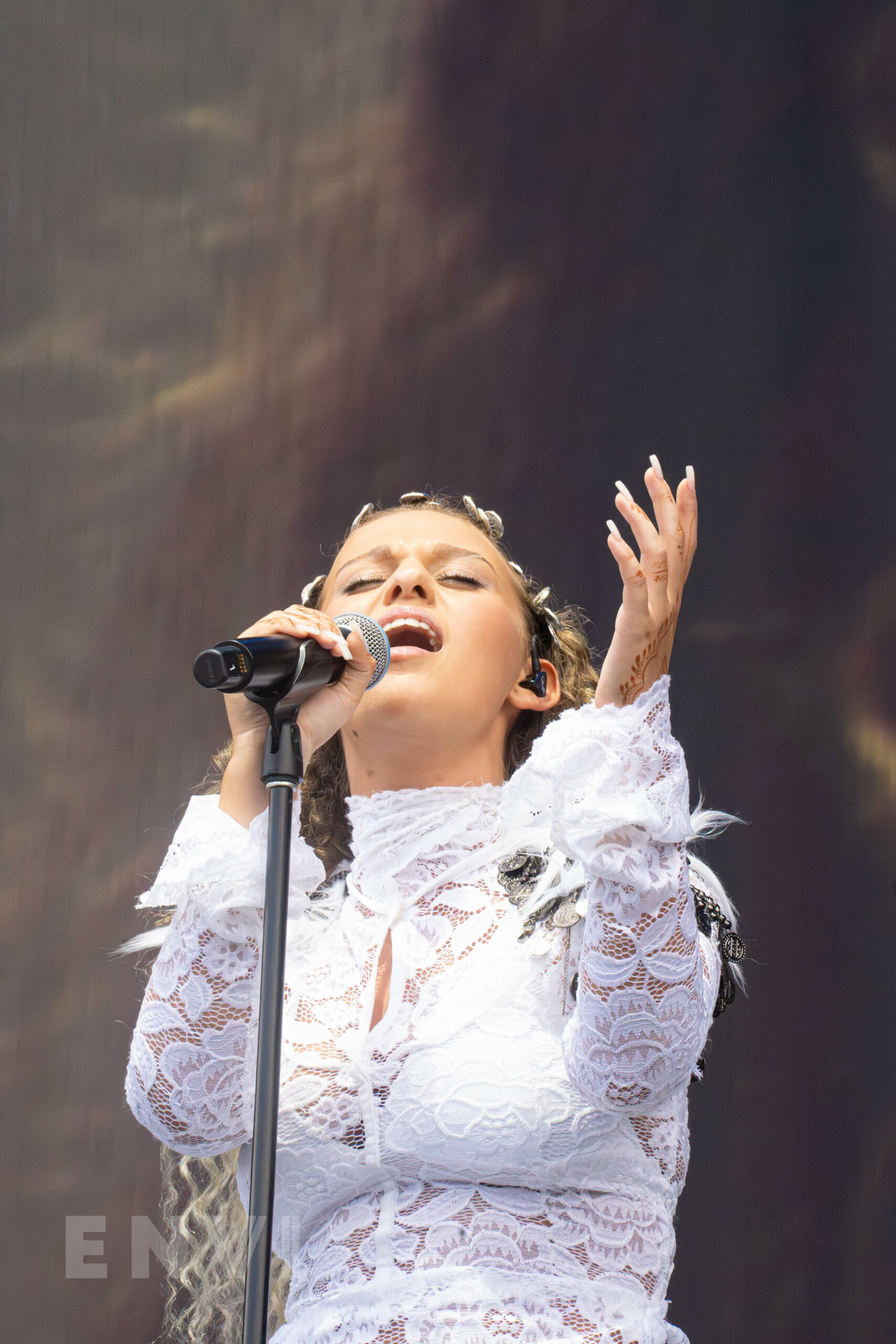 7 Things to Know About Elyanna - EnVi Media