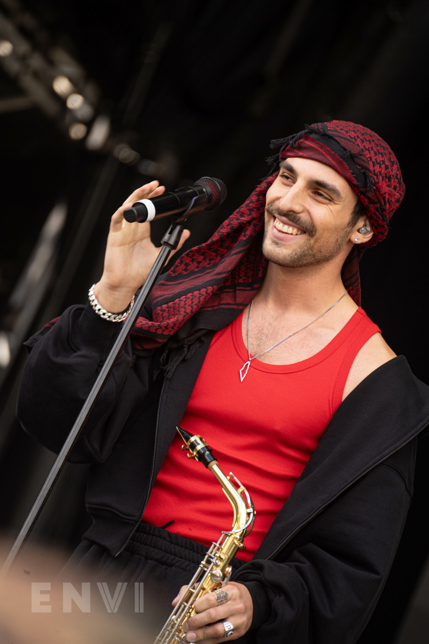 7 Things To Know About Saint Levant - EnVi Media