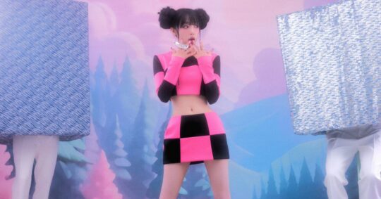 YENA Explores Love Through a New Lens with “네모네모 (NEMONEMO)” - EnVi Media